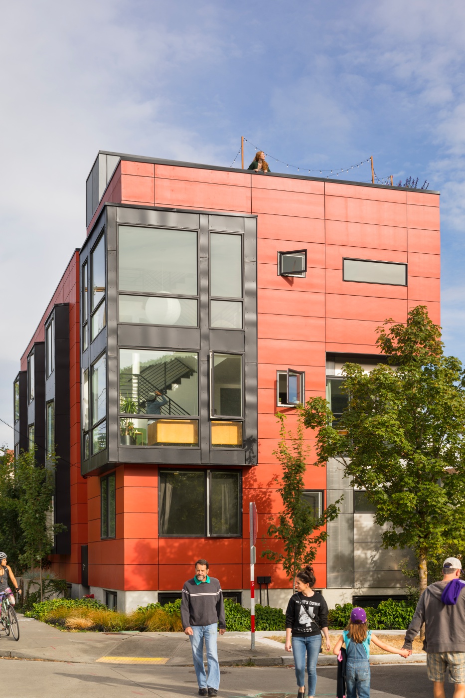 Rail House – Collaborative – Citizen Design & Valor Builds